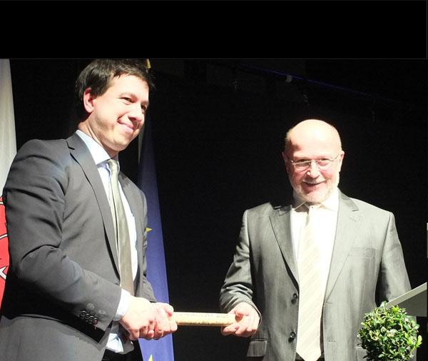 Dienststelle verabschiedet Helmut Heinen - BRF Nachrichten