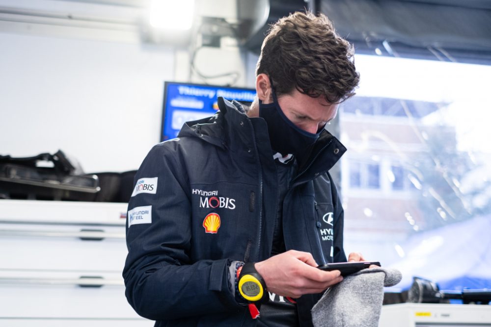 Thierry Neuville/Martijn Wydaeghe bei der Rallye Monte-Carlo - BRF ...
