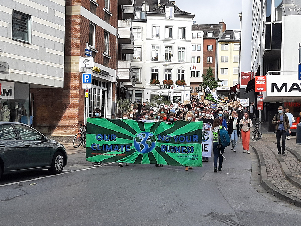 Fridays for Future: Demonstration für Klimaschutz in Aachen - BRF ...
