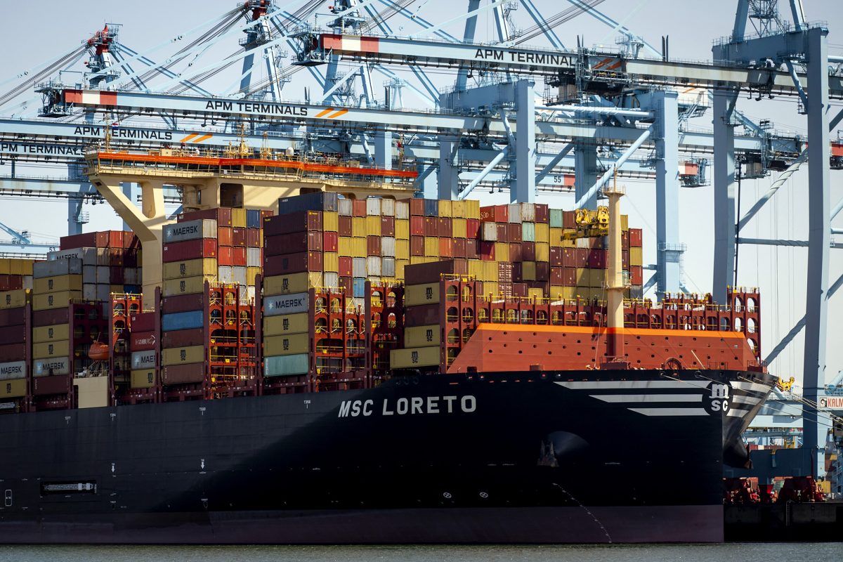 Größtes Containerschiff der Welt legt in Antwerpen an - BRF Nachrichten