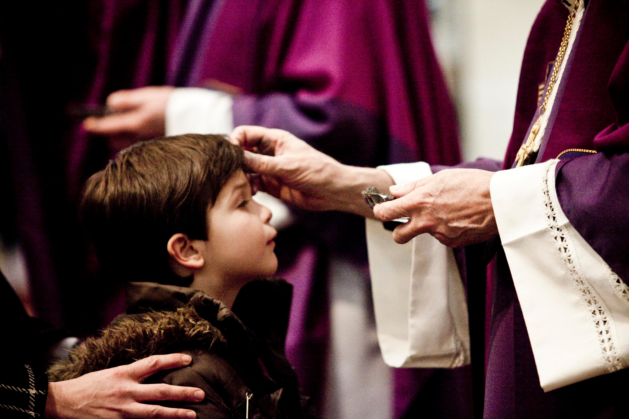 Zwischen Karneval und Ostern: 40 Tage Fasten, Gebet und Almosen - BRF ...