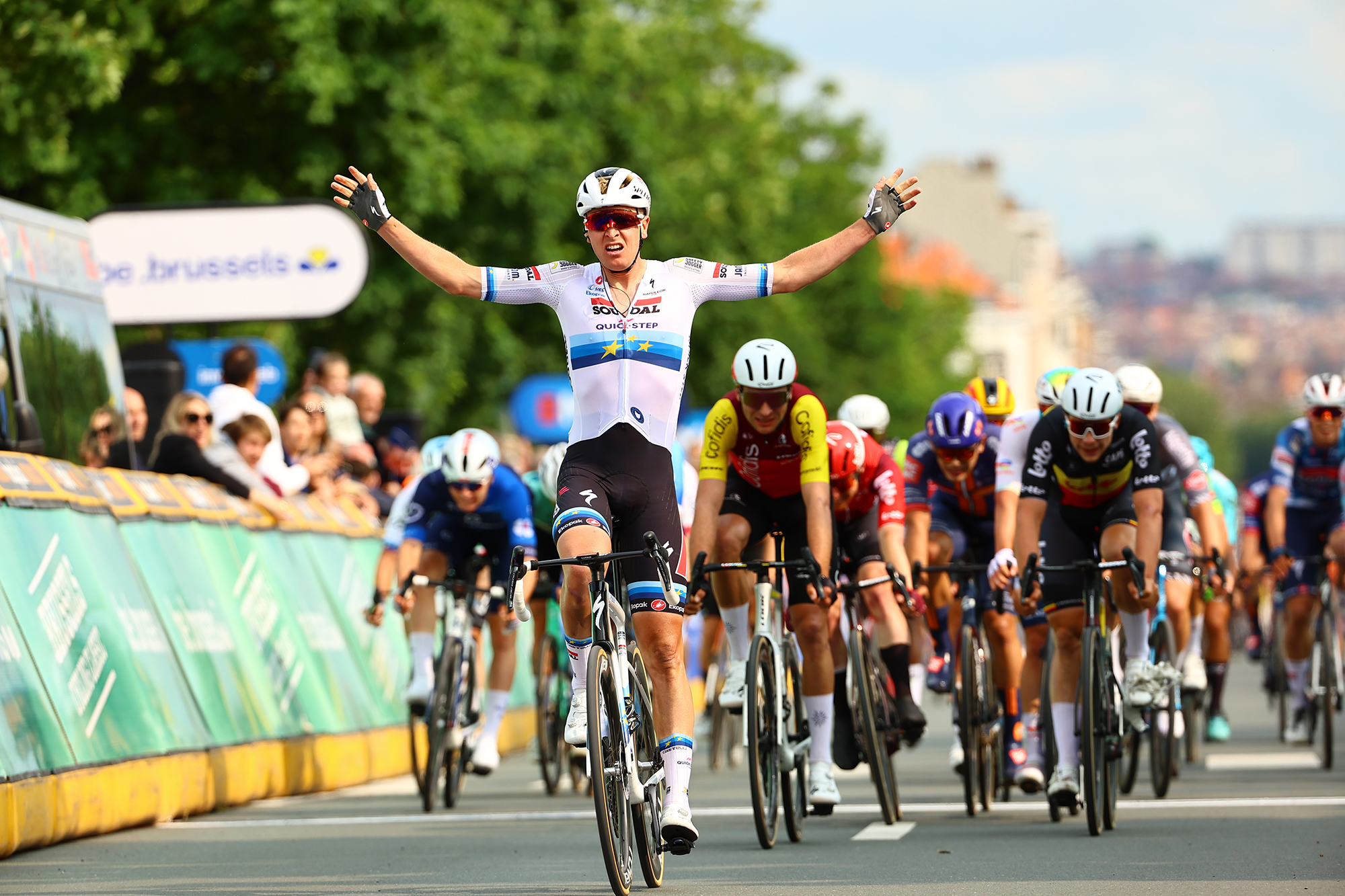 Radsport: Tim Merlier Schnellster bei Brussels Cycling Classic - BRF ...